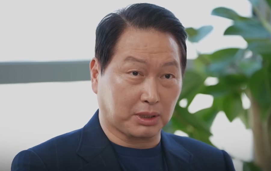 Sk 최태원 동거인 김희영 파리 루이비통 행사 참석 후 나온 연예인 절친 정체 인스타 과거 자녀