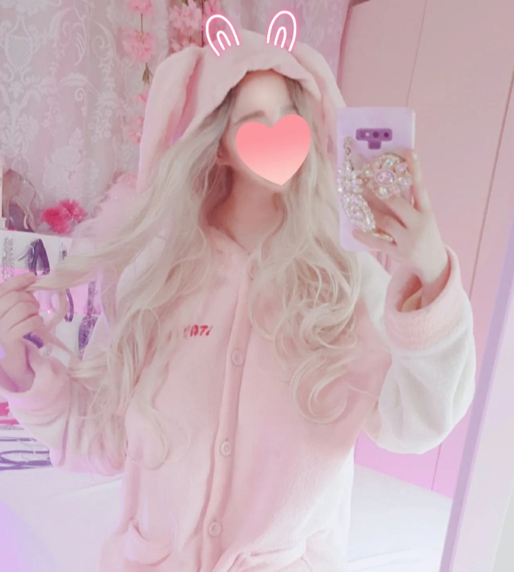 '트위치' 아잉츄 실물 공개 후 터진 수술 논란에 직접 보인 반응 (얼굴, 남편, 치지직)